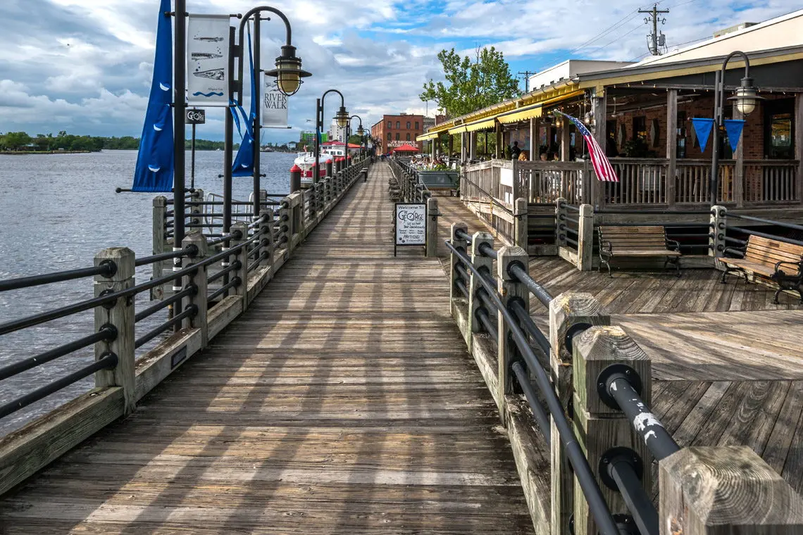 Wilmington Riverwalk - SouthPort-NC.com
